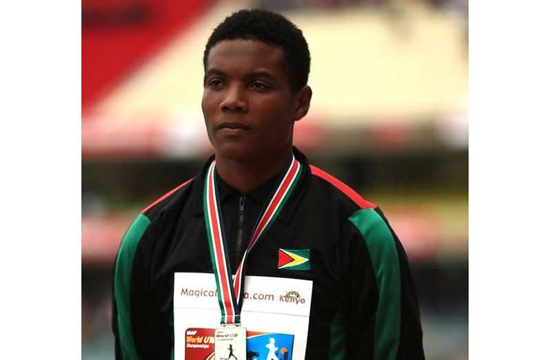 Daniel Williams blazes to South American indoor 200m record - Guyana ...